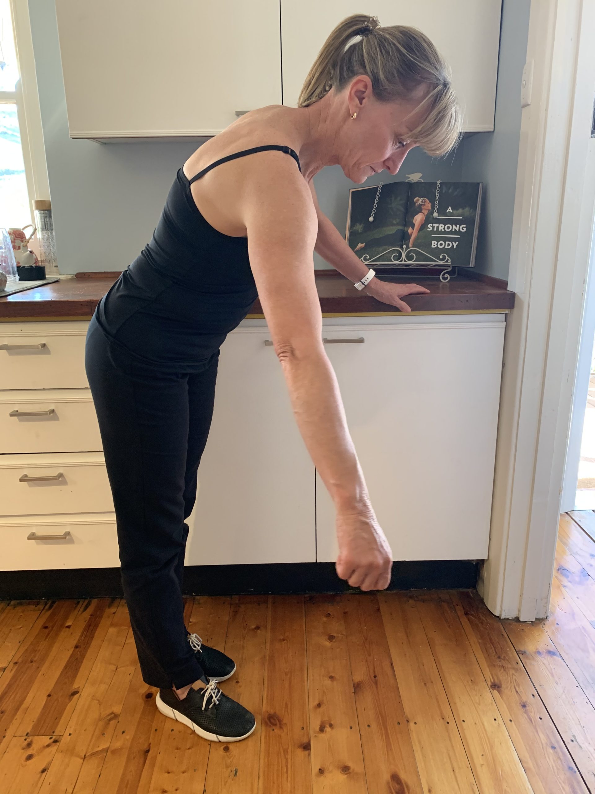Exercises for seniors: How to strengthen and look after your shoulder