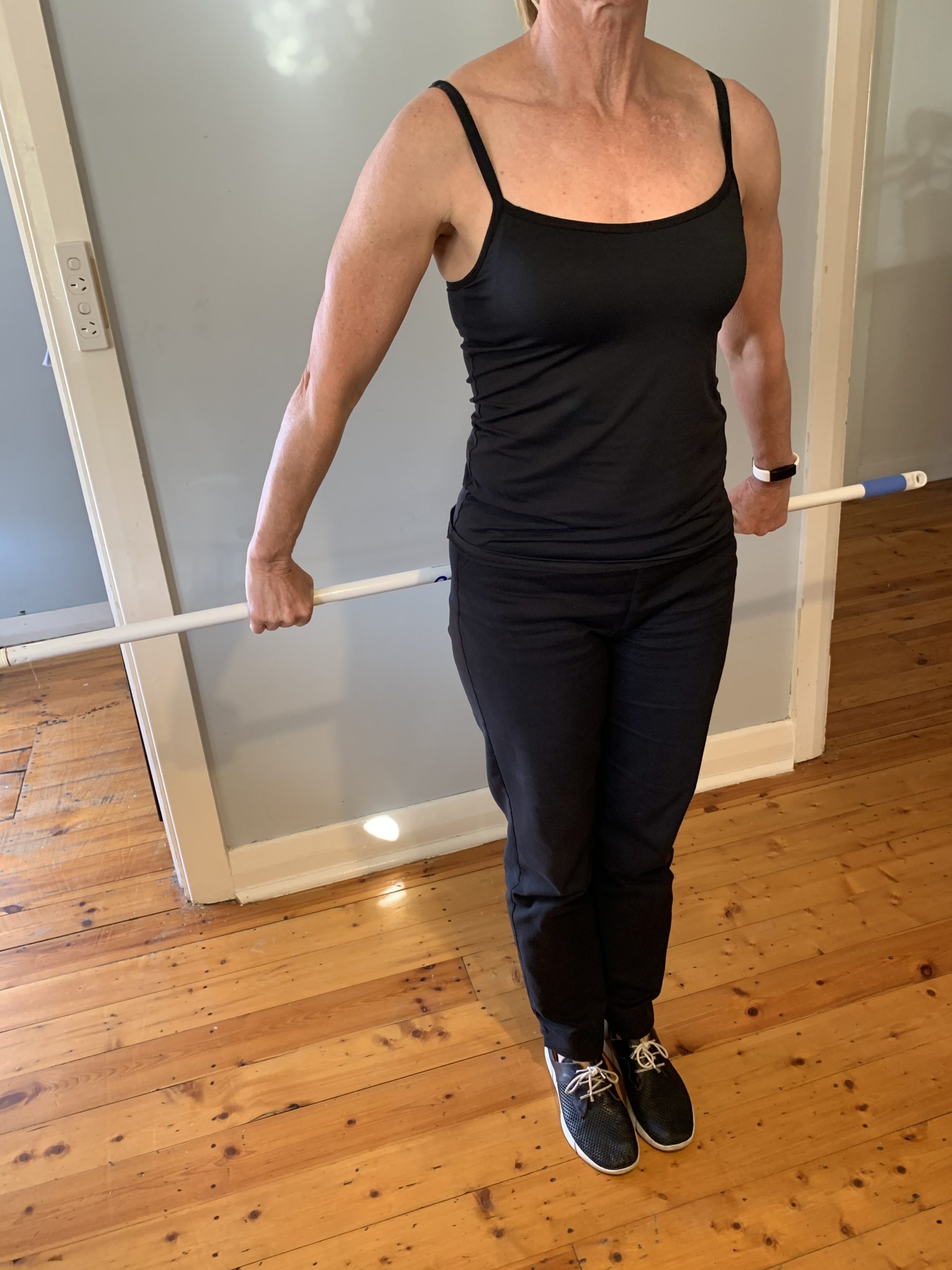 Exercises for seniors: How to strengthen and look after your shoulder