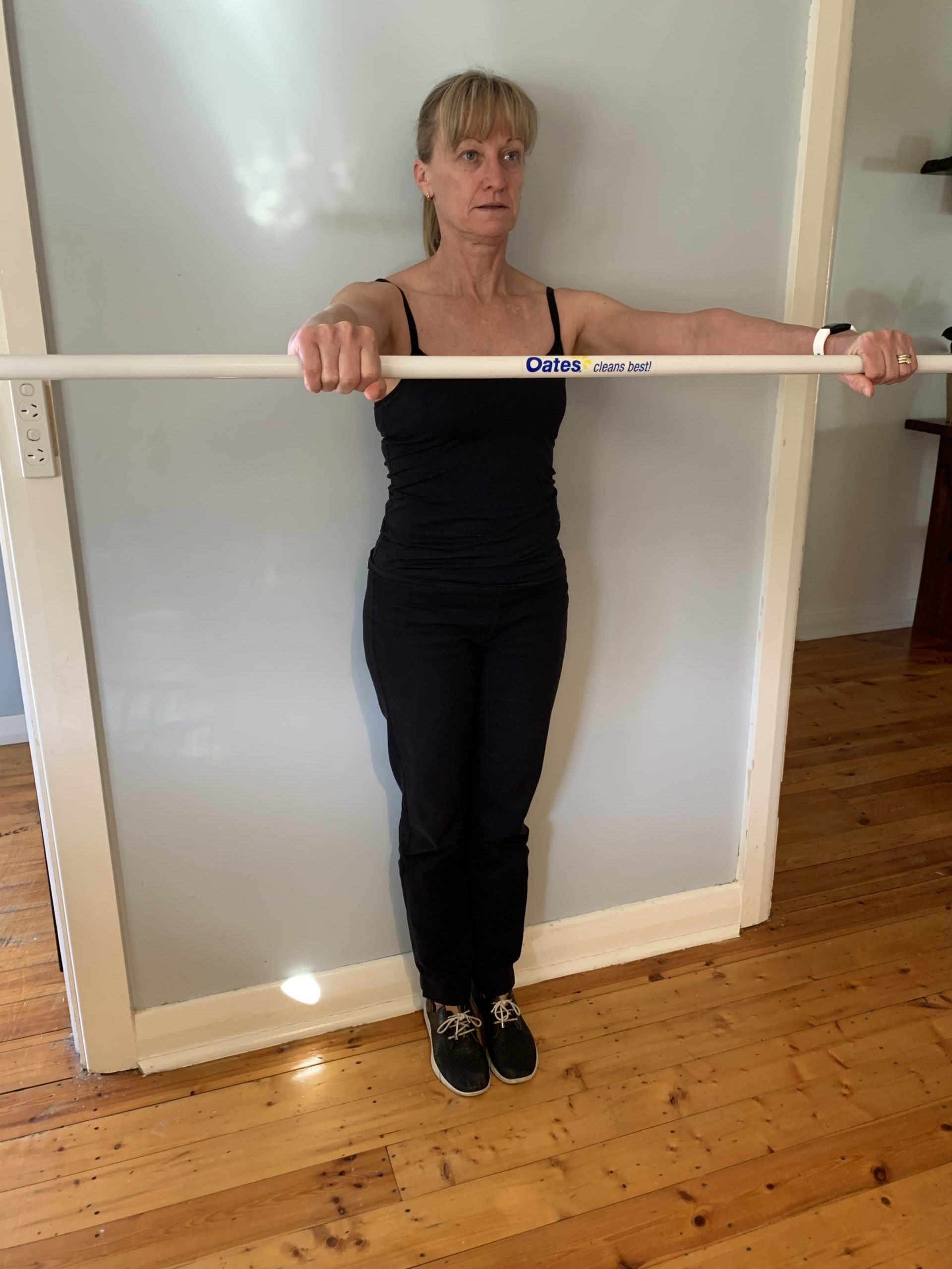 Exercises for seniors: How to strengthen and look after your shoulder