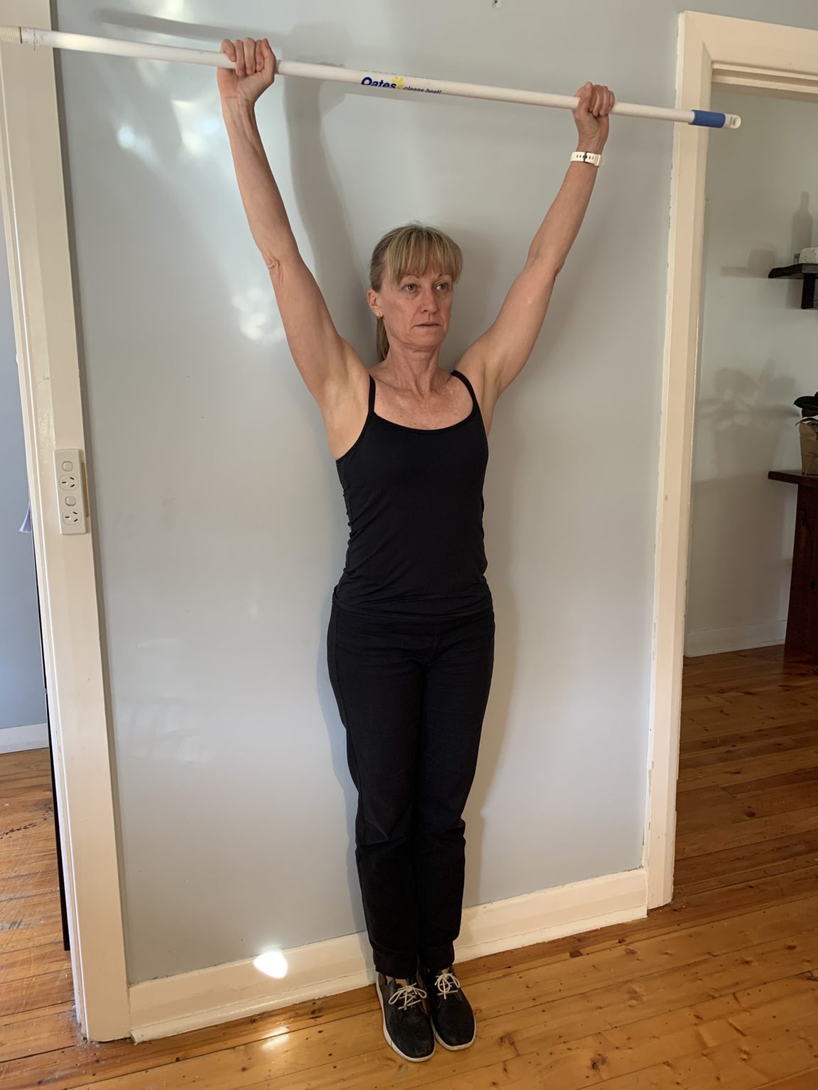 Exercises for seniors: How to strengthen and look after your shoulder